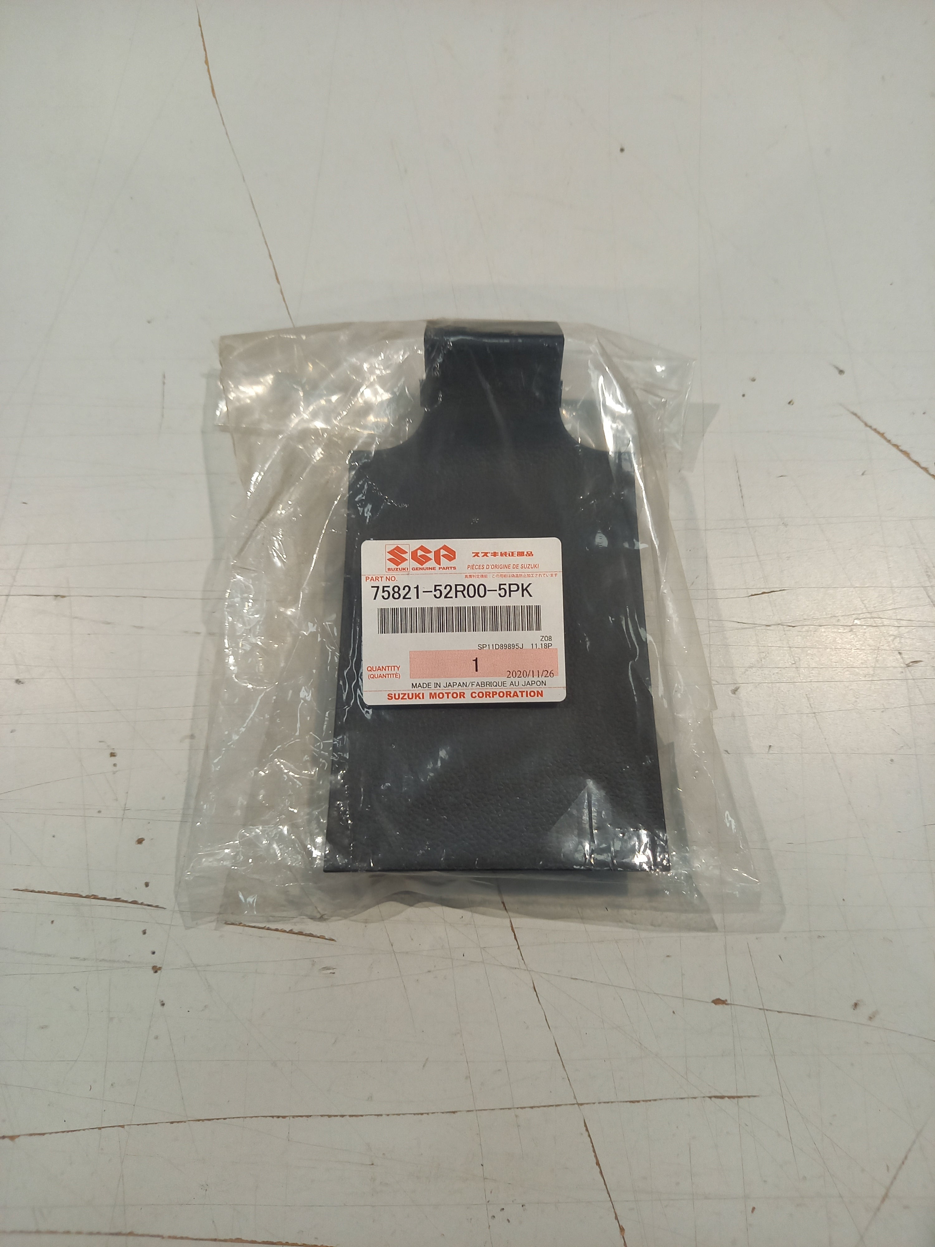 Genuine Suzuki Cap,Console Box A2L | 75821-52R00-5PK – Stoneacre Direct