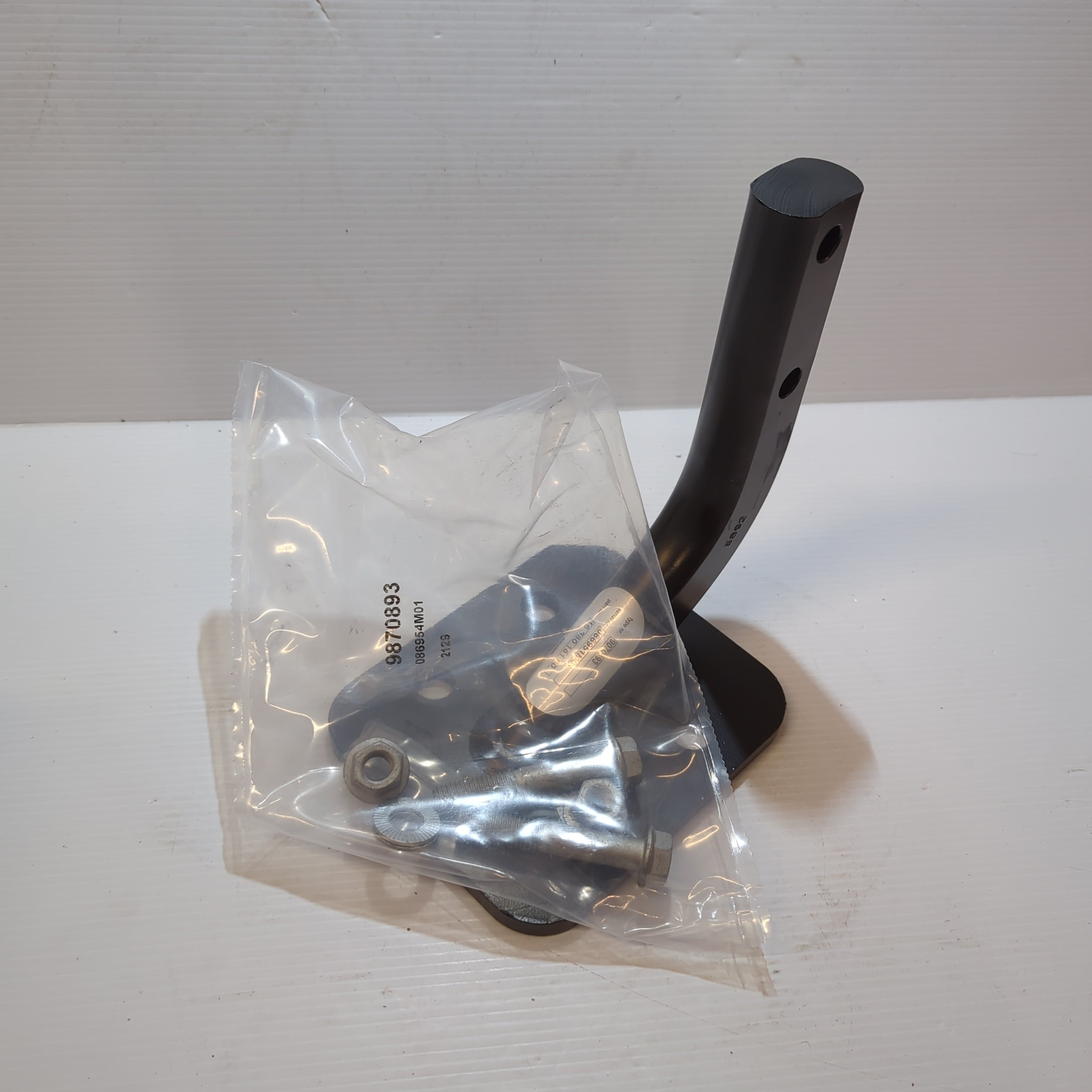 Genuine Trailer Coupling Support - Peugeot Extepert / Citroen Jumpy ...