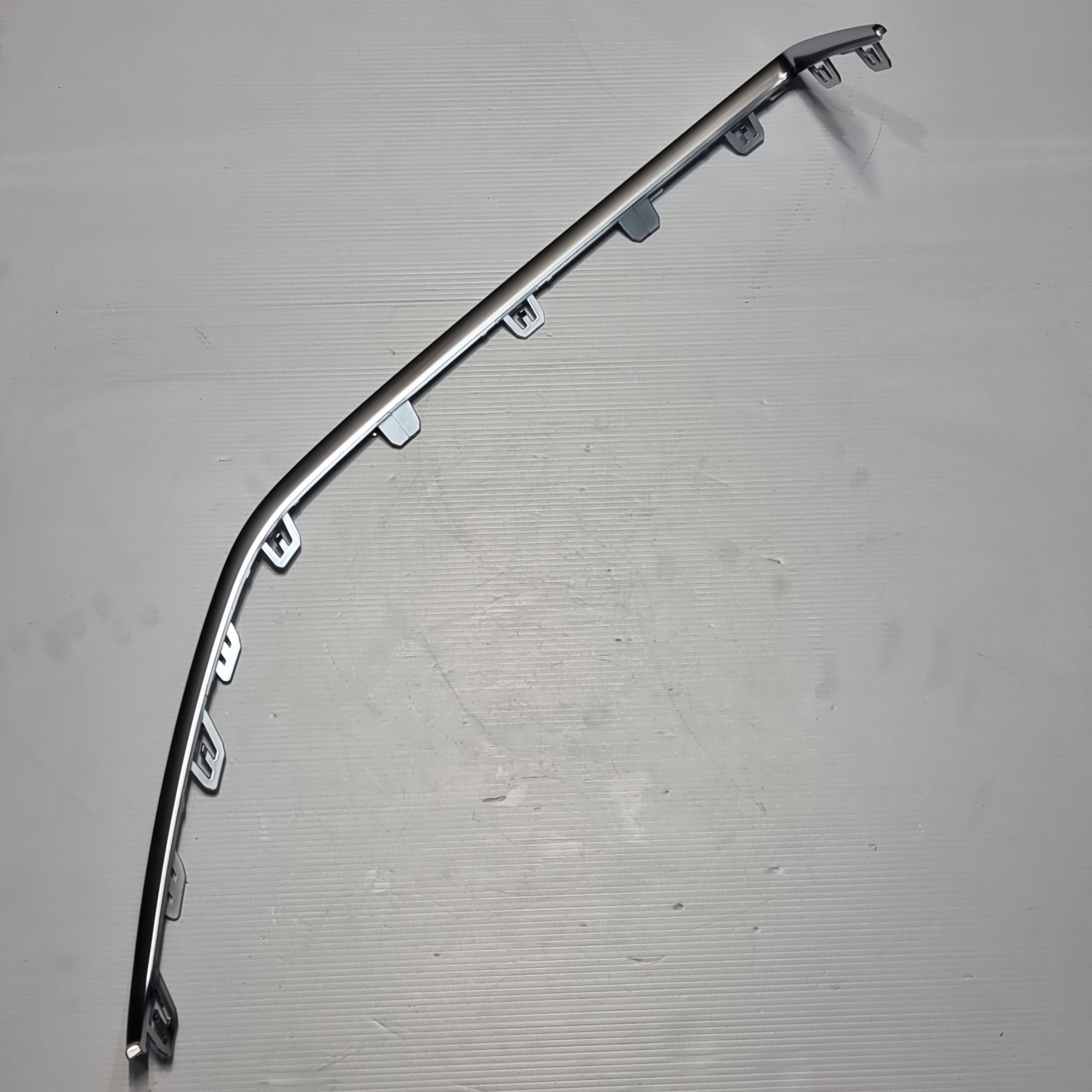 Genuine MG Finisher-Frt Bpr | 10954853