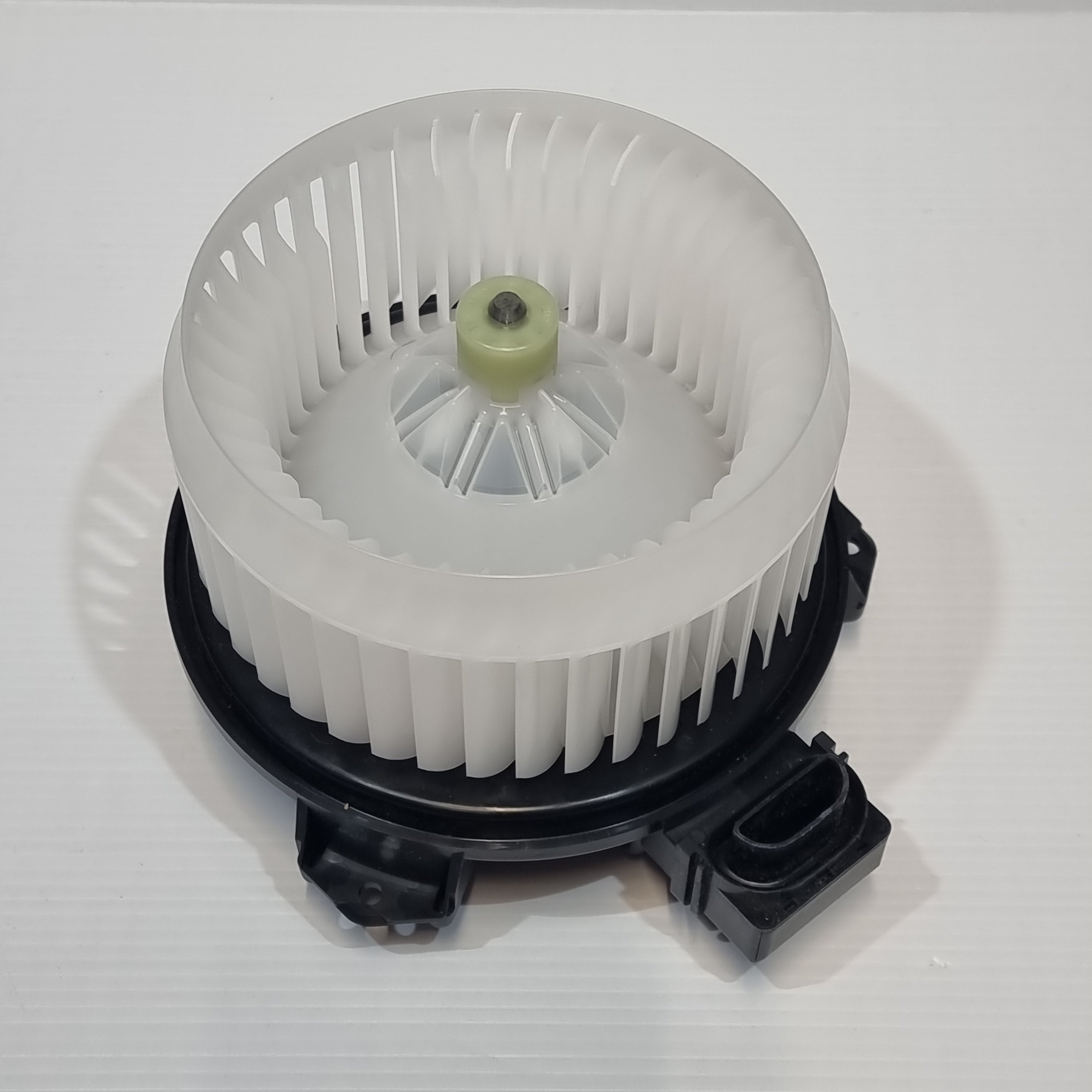 Genuine Motor Blower - Suzuki Swift | 74150-63J00-000 – Stoneacre Direct